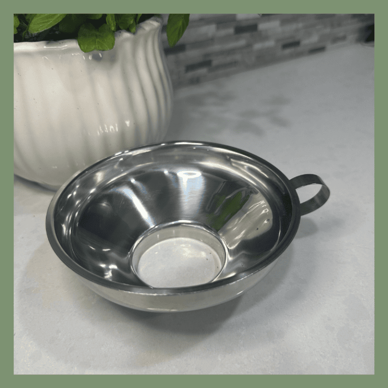 DIY Laundry Must-Haves for a Non-Toxic Home | Marla Kay